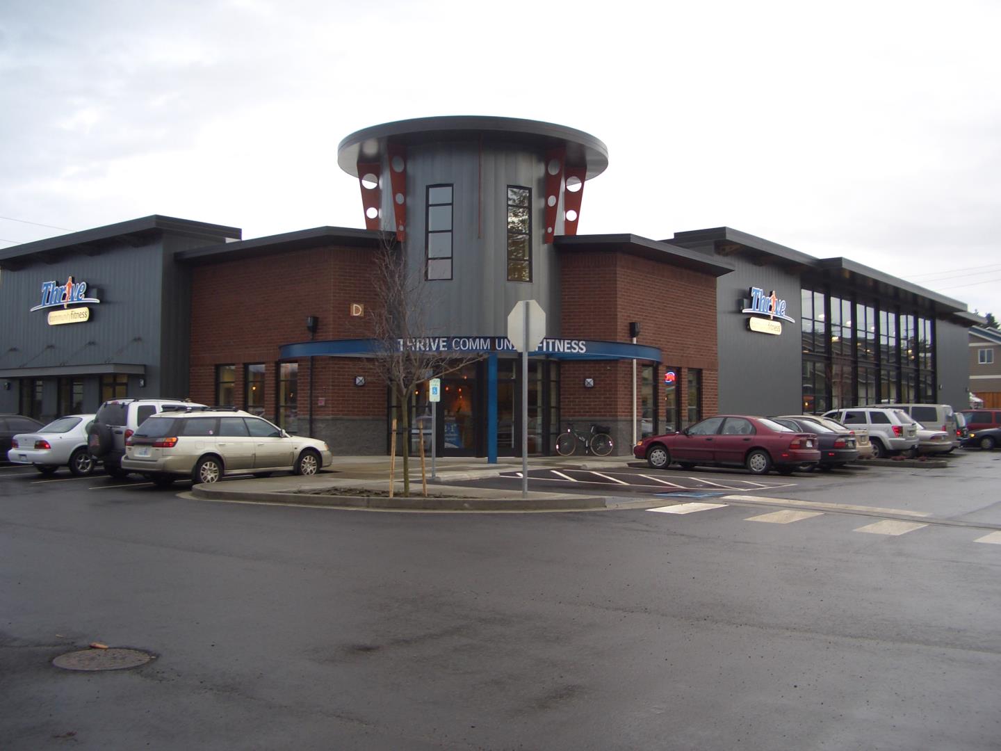 FOR LEASE